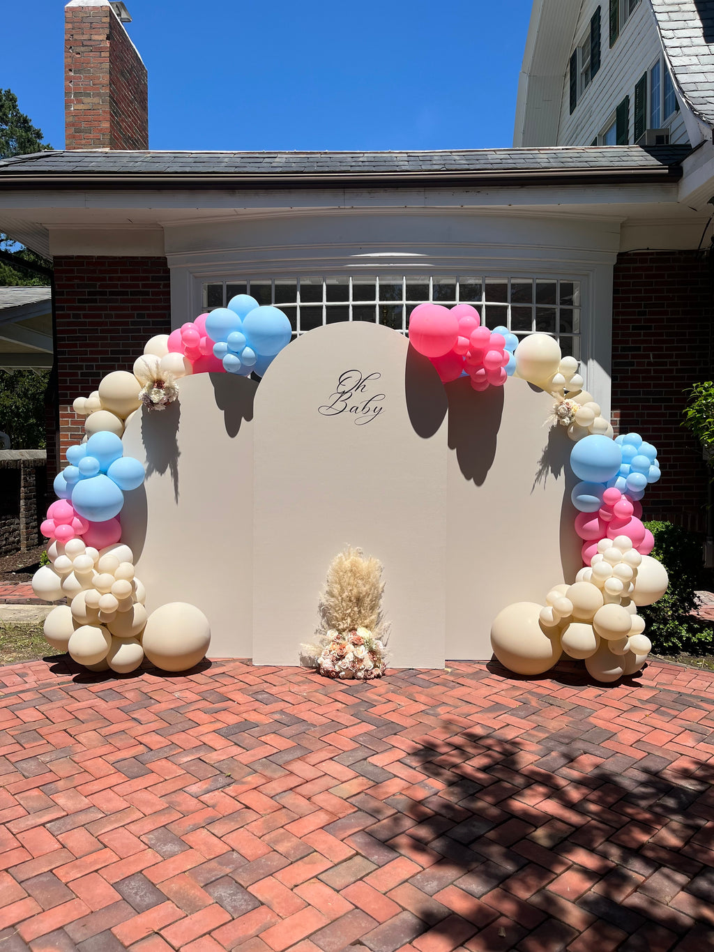Arch Backdrop Rental | Servicing Virginia Beach, Chesapeake, and Surrounding Cities – Invyte